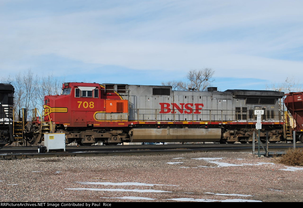 BNSF 708